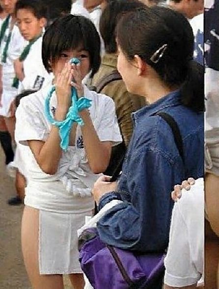 揭秘日本女子相扑 小女孩裸半身厮杀[16] 中国日报网