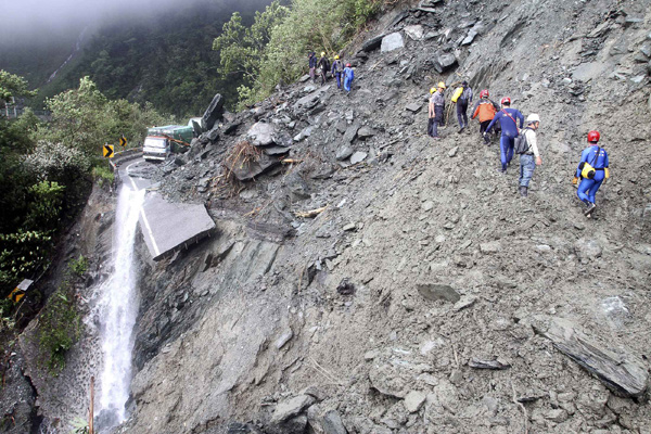 Typhoon Megi leaves path of chaos