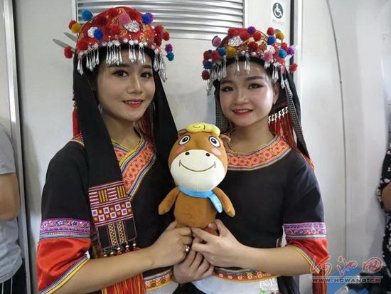 First run of Guangxi-themed train