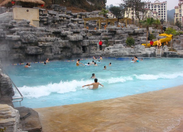 Guizhou offers warm winter to tourists