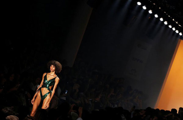 France Bans Super Skinny Models World Cn